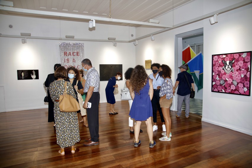 Vernissage de l'exposition Panorama II, exposition collective à l ... Vernissage de l'exposition Panorama II, exposition collective à l ...