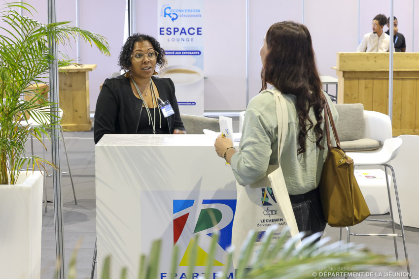 Le Département, présent au Salon de la Reconversion professionnelle - 2024 Le Département, présent au Salon de la Reconversion professionnelle - 2024